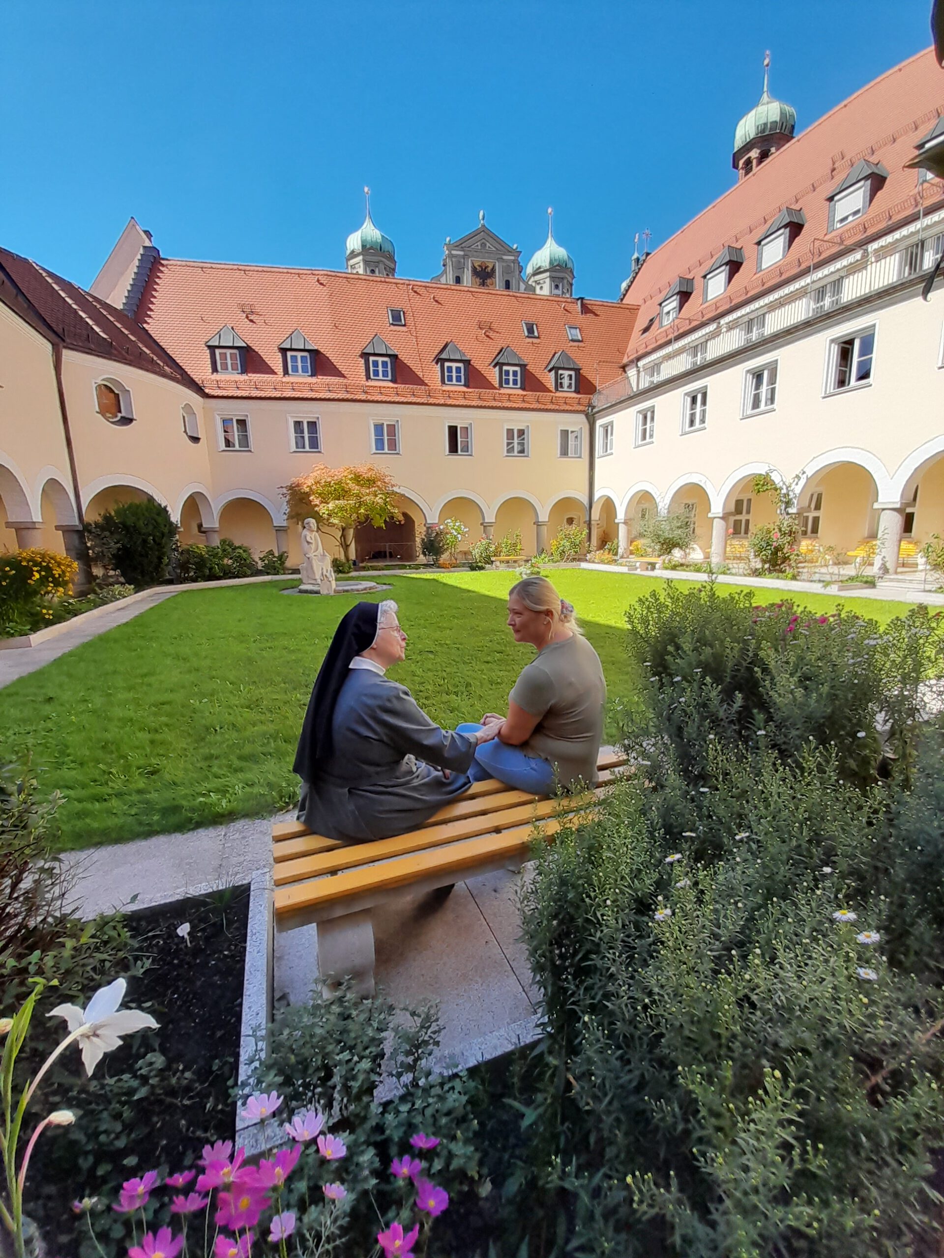 Mutterhaus – Kloster der Franziskanerinnen von Maria Stern